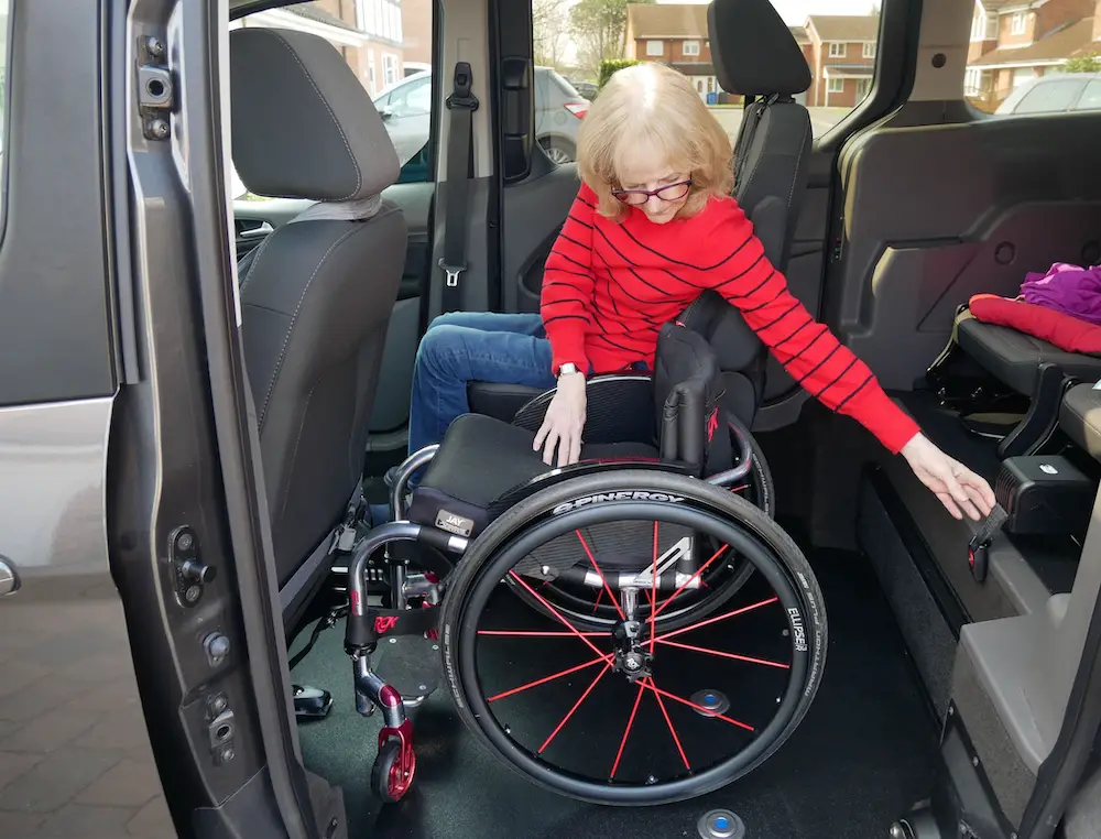 5 Things To Consider When Choosing A Wheelchair Accessible Vehicle